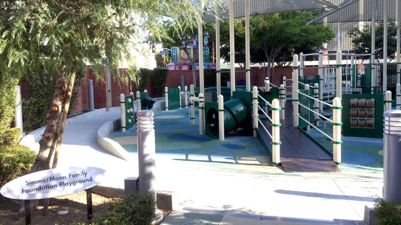 Children's Hospital Los Angeles Playground - Simms/Mann Institute ...